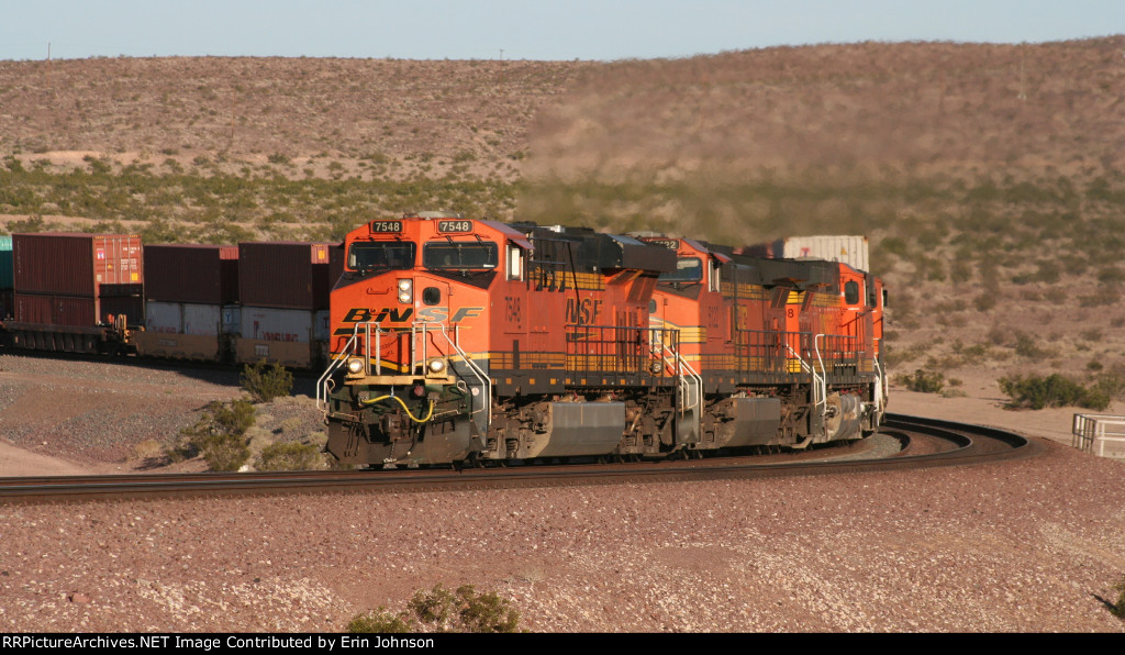 BNSF 7548 at Ludlow